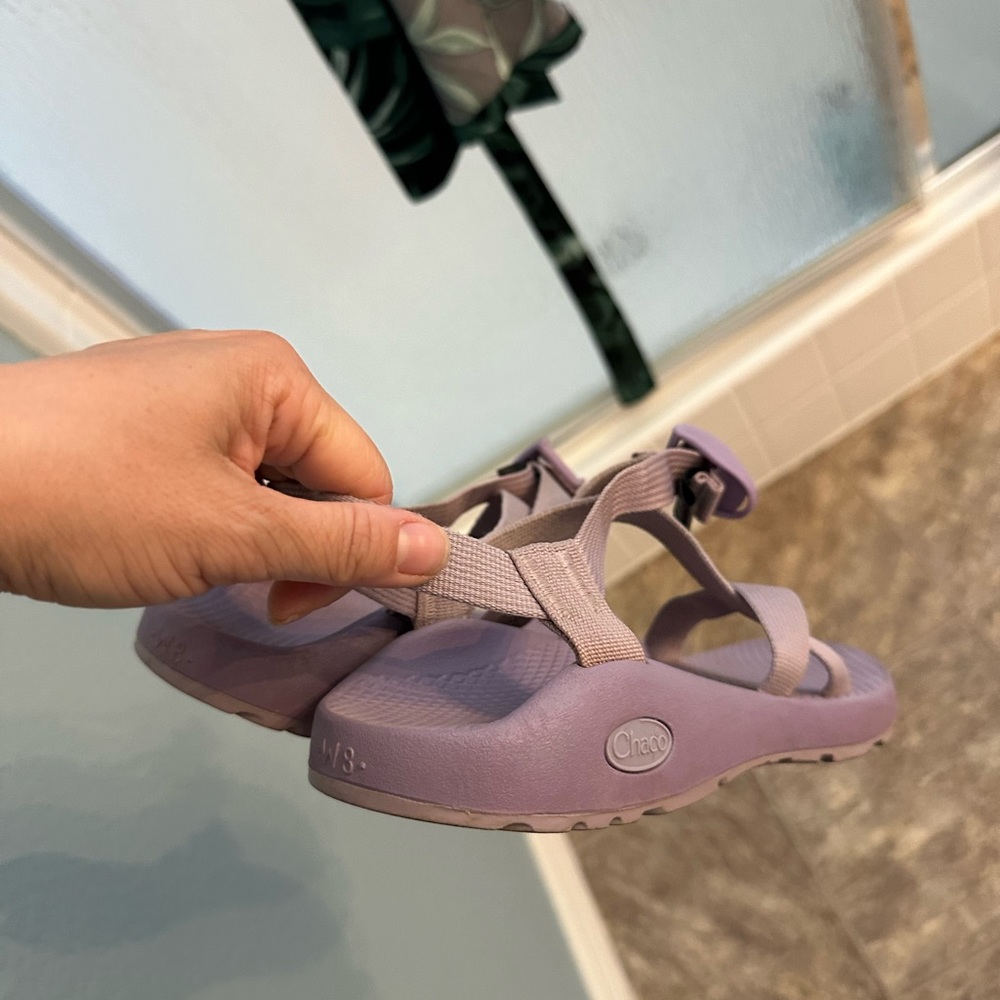 Chacos Purple Lilac Color - Gem